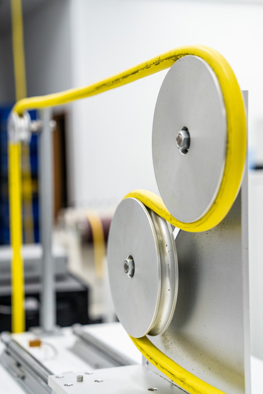 Rolling S-Bend Test: Ensuring Durable, High-Performance Cables